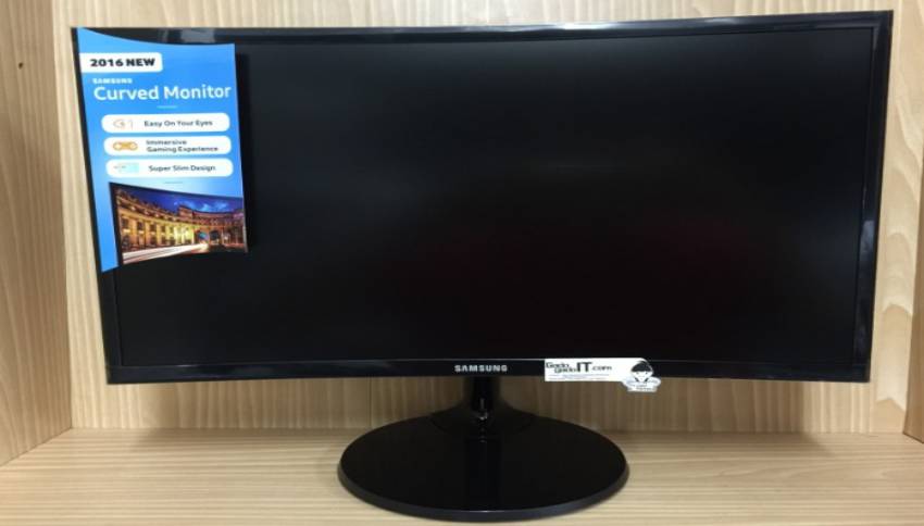 Monitor LCD yang Murah dan Cocok Untuk Perkantoran - Spartacom